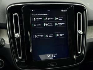 Белый Вольво XC40 2019 в Вильнюс, объемом двигателя 1.97 л и пробегом 178 тыс. км за 18450 €, фото 38 на AUTOMOTO.COM.LV