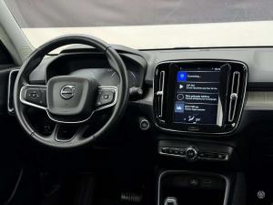 Белый Вольво XC40 2019 в Вильнюс, объемом двигателя 1.97 л и пробегом 178 тыс. км за 18450 €, фото 27 на AUTOMOTO.COM.LV