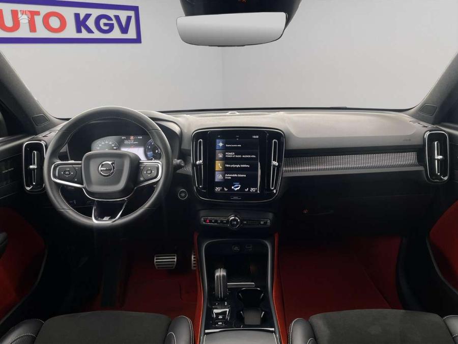 White Volvo XC40 2019 in Vilnius, with an engine capacity of 2.00 L and mileage of 48 thousand km for 23999 €, photo 12 on AUTOMOTO.COM.LV