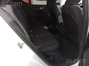Белый Вольво XC40 2019 в Даугавпилс, объемом двигателя 2.00 л и пробегом 0 тыс. км за 17950 €, фото 20 на AUTOMOTO.COM.LV