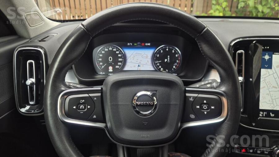 Белый Вольво XC40 2019 в Рига, объемом двигателя 1.50 л и пробегом 176 тыс. км за 19800 €, фото 20 на AUTOMOTO.COM.LV