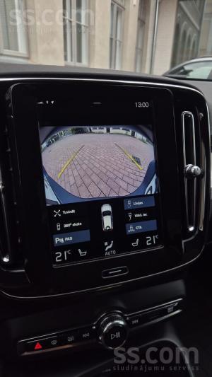 Белый Вольво XC40 2019 в Рига, объемом двигателя 1.50 л и пробегом 176 тыс. км за 19800 €, фото 21 на AUTOMOTO.COM.LV