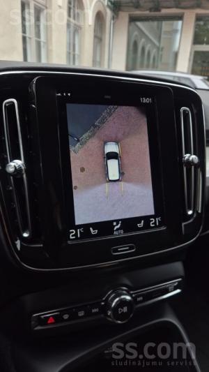 Белый Вольво XC40 2019 в Рига, объемом двигателя 1.50 л и пробегом 176 тыс. км за 19800 €, фото 22 на AUTOMOTO.COM.LV