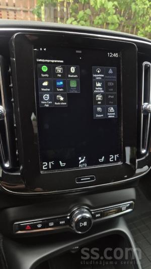 Белый Вольво XC40 2019 в Рига, объемом двигателя 1.50 л и пробегом 176 тыс. км за 19800 €, фото 27 на AUTOMOTO.COM.LV