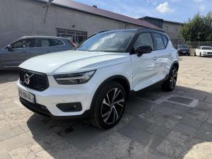 White Volvo XC40 2019 in Telschi, with an engine capacity of 1.97 L and mileage of 214 thousand km for 19750 €, photo 5 on AUTOMOTO.COM.LV