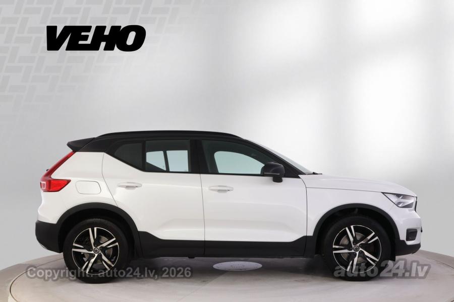 Белый Вольво XC40 2019 в Таллин, объемом двигателя 2.00 л и пробегом 147 тыс. км за 19900 €, фото 3 на AUTOMOTO.COM.LV