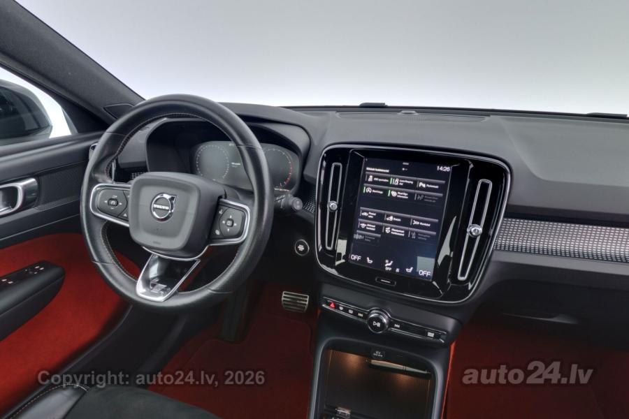 Белый Вольво XC40 2019 в Таллин, объемом двигателя 2.00 л и пробегом 147 тыс. км за 19900 €, фото 13 на AUTOMOTO.COM.LV