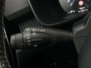 Белый Вольво XC40 2019 в Вильнюс, объемом двигателя 2.00 л и пробегом 48 тыс. км за 23999 €, фото 20 на AUTOMOTO.COM.LV