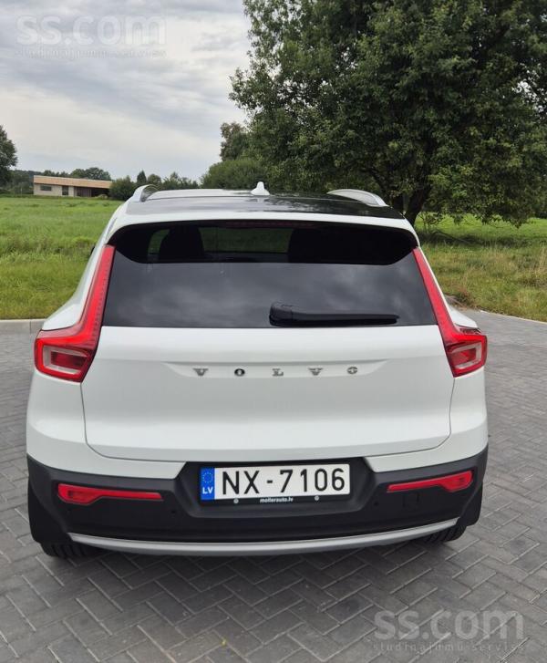 Вольво XC40 2019 в Рига на AUTOMOTO.COM.LV Белый Вольво XC40 2019 в Рига, объемом двигателя 1.50 л и пробегом 176 тыс. км за 19800 €, фото 6 на AUTOMOTO.COM.LV