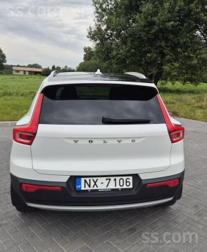Белый Вольво XC40 2019 в Рига, объемом двигателя 1.50 л и пробегом 176 тыс. км за 19800 €, фото 6 на AUTOMOTO.COM.LV