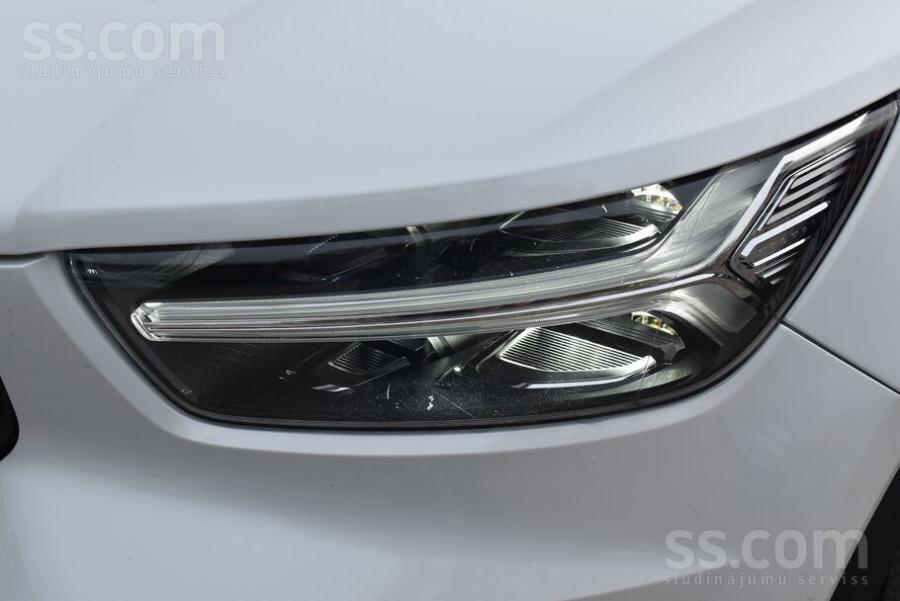 White Volvo XC40 2019 in Kuldiga, with an engine capacity of 1.50 L and mileage of 0 thousand km for 21550 €, photo 24 on AUTOMOTO.COM.LV