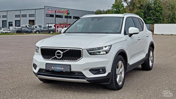 White Volvo XC40 2019 in Vilnius, with an engine capacity of 2.00 L and mileage of 185 thousand km for 19500 €, photo 1 on AUTOMOTO.COM.LV