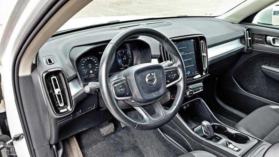 Белый Вольво XC40 2019 в Вильнюс, объемом двигателя 2.00 л и пробегом 185 тыс. км за 19500 €, фото 21 на AUTOMOTO.COM.LV