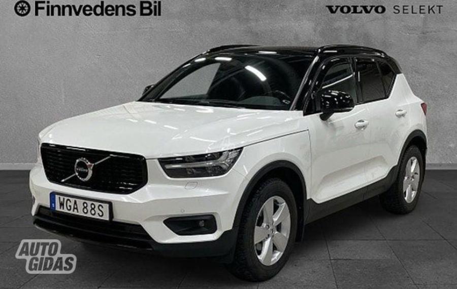 Balts Volvo XC40 2020 Kauņa, ar dzinēja tilpumu 0.00 L un nobraukumu 96 tūkst. km par 31902 €, foto 1 vietnē AUTOMOTO.COM.LV