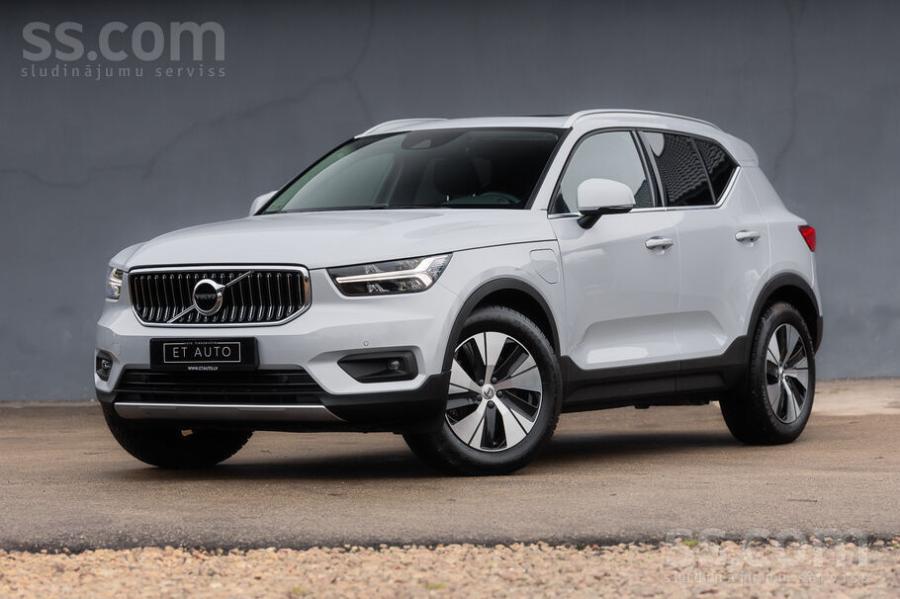 White Volvo XC40 2020 in Jelgava, with an engine capacity of 1.50 L and mileage of 190 thousand km for 20000 €, photo 1 on AUTOMOTO.COM.LV