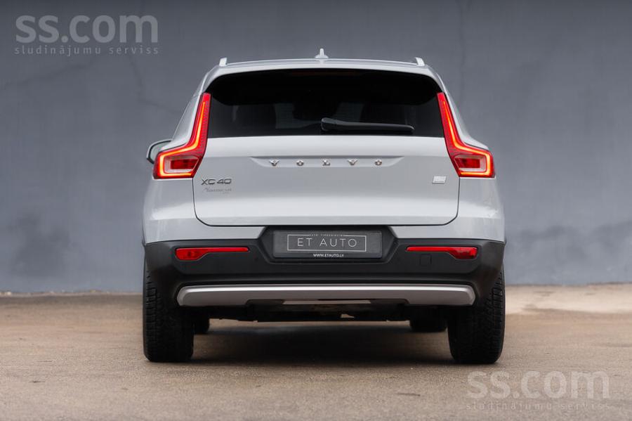 White Volvo XC40 2020 in Jelgava, with an engine capacity of 1.50 L and mileage of 190 thousand km for 20000 €, photo 6 on AUTOMOTO.COM.LV