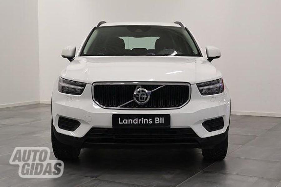 White Volvo XC40 2020 in Kaunas, with an engine capacity of 0.00 L and mileage of 74 thousand km for 29798 €, photo 2 on AUTOMOTO.COM.LV