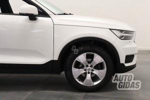 White Volvo XC40 2020 in Kaunas, with an engine capacity of 0.00 L and mileage of 74 thousand km for 29798 €, photo 20 on AUTOMOTO.COM.LV