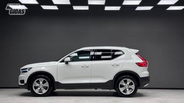 White Volvo XC40 2020 in Kaunas, with an engine capacity of 0.00 L and mileage of 73 thousand km for 30295 €, photo 4 on AUTOMOTO.COM.LV