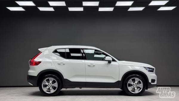 White Volvo XC40 2020 in Kaunas, with an engine capacity of 0.00 L and mileage of 73 thousand km for 30295 €, photo 5 on AUTOMOTO.COM.LV