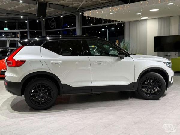 Balts Volvo XC40 2020 Kauņa, ar dzinēja tilpumu 2.00 L un nobraukumu 82 tūkst. km par 26515 €, foto 7 vietnē AUTOMOTO.COM.LV
