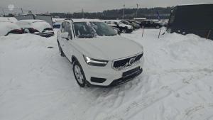 White Volvo XC40 2020 in Vilnius, with an engine capacity of 2.00 L and mileage of 240 thousand km for 11900 €, photo 4 on AUTOMOTO.COM.LV