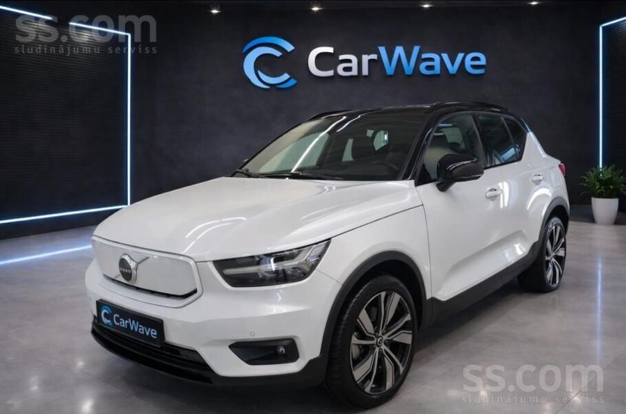 White Volvo XC40 2020 in Riga, with an engine capacity of 1.50 L and mileage of 120 thousand km for 27900 €, photo 1 on AUTOMOTO.COM.LV