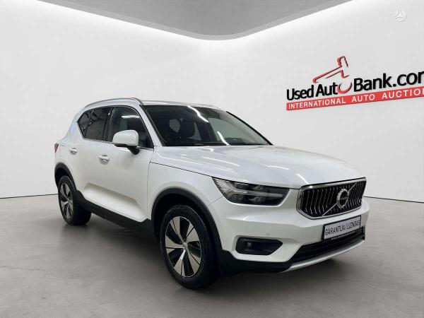 Balts Volvo XC40 2020 Viļņa, ar dzinēja tilpumu 1.48 L un nobraukumu 129 tūkst. km par 21768 €, foto 3 vietnē AUTOMOTO.COM.LV