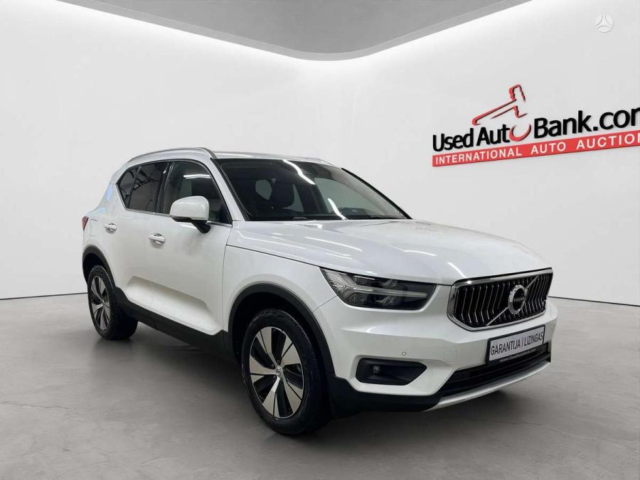 Balts Volvo XC40 2020 Viļņa, ar dzinēja tilpumu 1.48 L un nobraukumu 129 tūkst. km par 21768 €, foto 3 vietnē AUTOMOTO.COM.LV