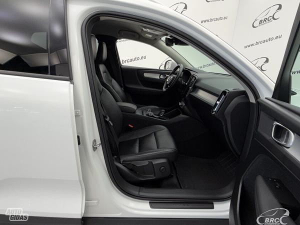 Balts Volvo XC40 2020 Avižieniai, ar dzinēja tilpumu 2.00 L un nobraukumu 126 tūkst. km par 20500 €, foto 4 vietnē AUTOMOTO.COM.LV