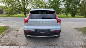 Белый Вольво XC40 2020 в Лимбажи, объемом двигателя 1.50 л и пробегом 149 тыс. км за 21500 €, фото 7 на AUTOMOTO.COM.LV
