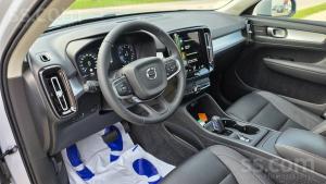 Белый Вольво XC40 2020 в Лимбажи, объемом двигателя 1.50 л и пробегом 149 тыс. км за 21500 €, фото 11 на AUTOMOTO.COM.LV