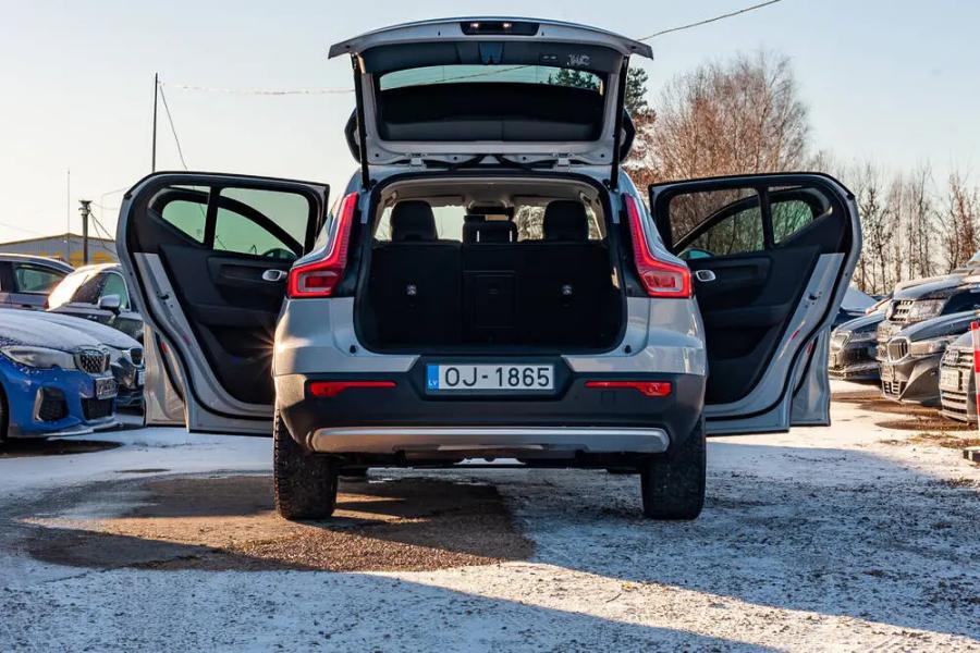 Balts Volvo XC40 2020 Rīga, ar dzinēja tilpumu 2.00 L un nobraukumu 159 tūkst. km par 18995 €, foto 6 vietnē AUTOMOTO.COM.LV