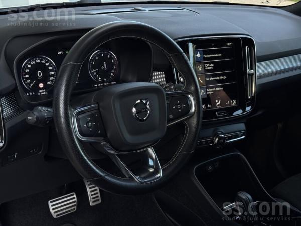 White Volvo XC40 2020 in Valmiera, with an engine capacity of 1.50 L and mileage of 164 thousand km for 23600 €, photo 7 on AUTOMOTO.COM.LV