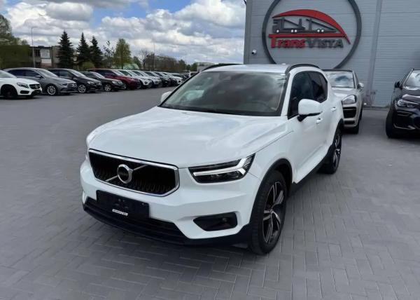 Белый Вольво XC40 2020 в Тельшяй, объемом двигателя 2.00 л и пробегом 203 тыс. км за 17690 €, фото 5 на AUTOMOTO.COM.LV