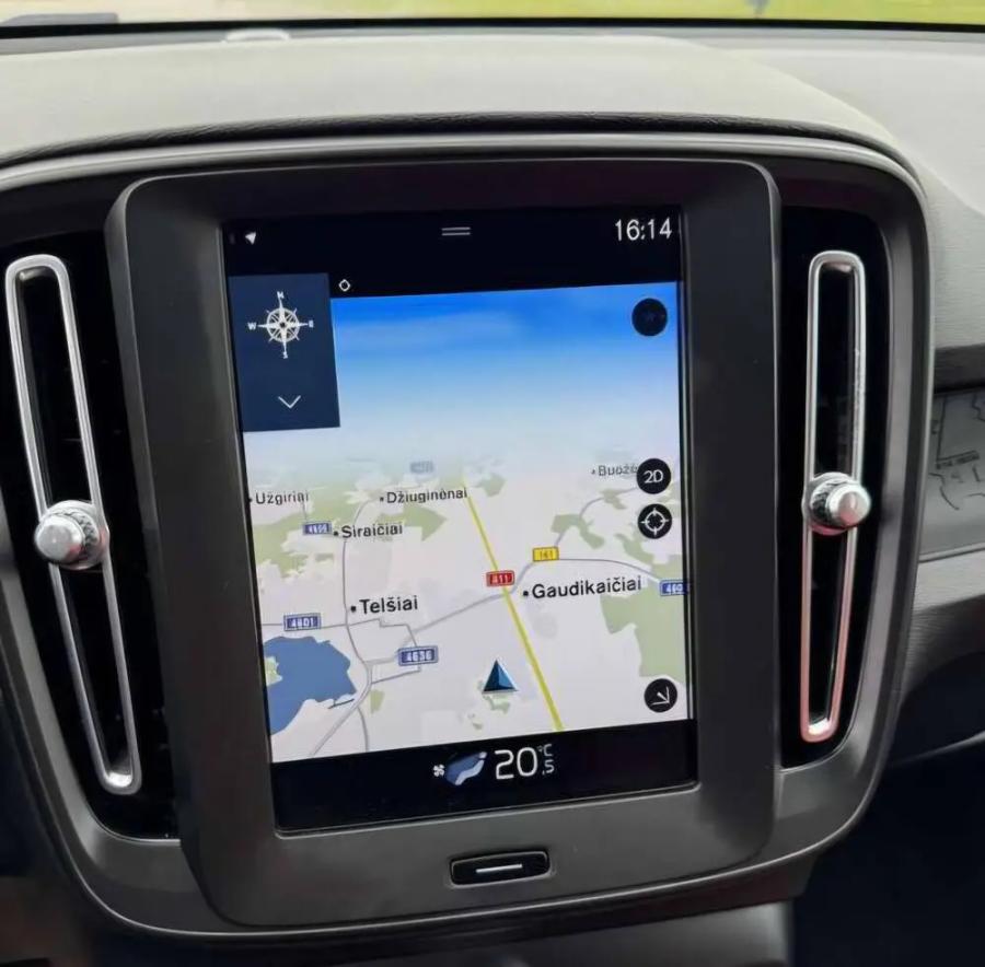 Balts Volvo XC40 2020 Telšiai, ar dzinēja tilpumu 2.00 L un nobraukumu 203 tūkst. km par 17690 €, foto 18 vietnē AUTOMOTO.COM.LV