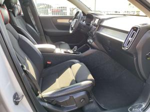 White Volvo XC40 2020 in Klaipeda, with an engine capacity of 1.97 L and mileage of 189 thousand km for 18900 €, photo 9 on AUTOMOTO.COM.LV