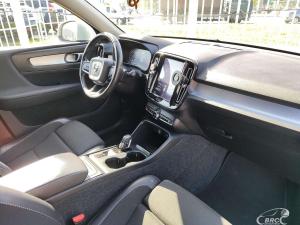 White Volvo XC40 2020 in Klaipeda, with an engine capacity of 1.97 L and mileage of 189 thousand km for 18900 €, photo 10 on AUTOMOTO.COM.LV