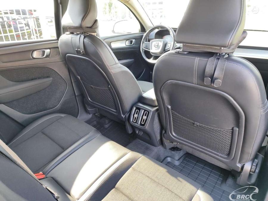 White Volvo XC40 2020 in Klaipeda, with an engine capacity of 1.97 L and mileage of 189 thousand km for 18900 €, photo 13 on AUTOMOTO.COM.LV