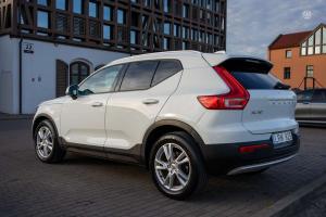 White Volvo XC40 2020 in Klaipeda, with an engine capacity of 1.97 L and mileage of 189 thousand km for 19500 €, photo 8 on AUTOMOTO.COM.LV