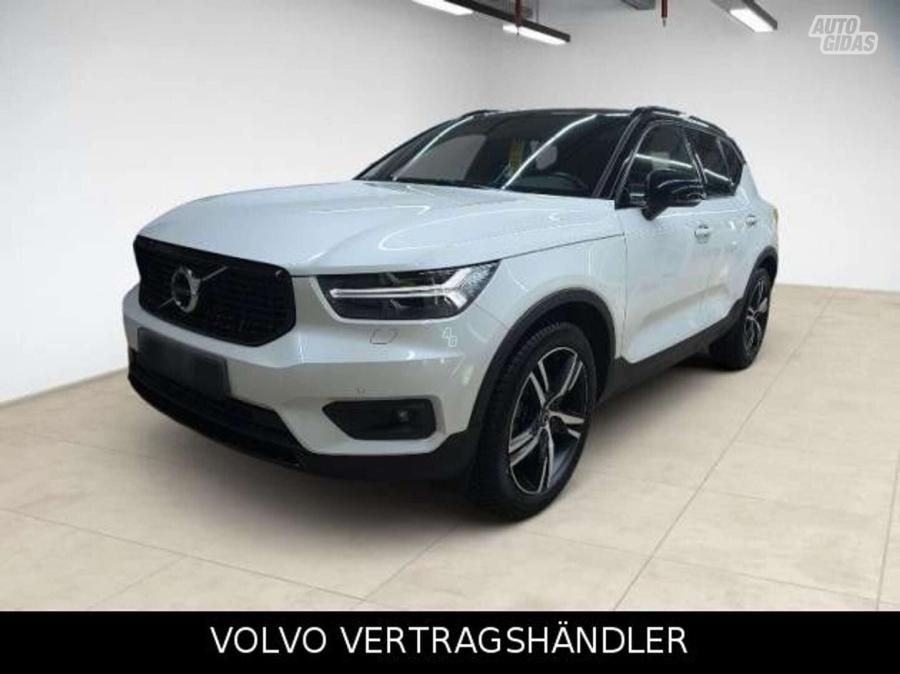 Balts Volvo XC40 2021 Kauņa, ar dzinēja tilpumu 2.00 L un nobraukumu 51 tūkst. km par 33104 €, foto 1 vietnē AUTOMOTO.COM.LV