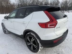 Белый Вольво XC40 2021 в Рига, объемом двигателя 1.50 л и пробегом 103 тыс. км за 27900 €, фото 27 на AUTOMOTO.COM.LV