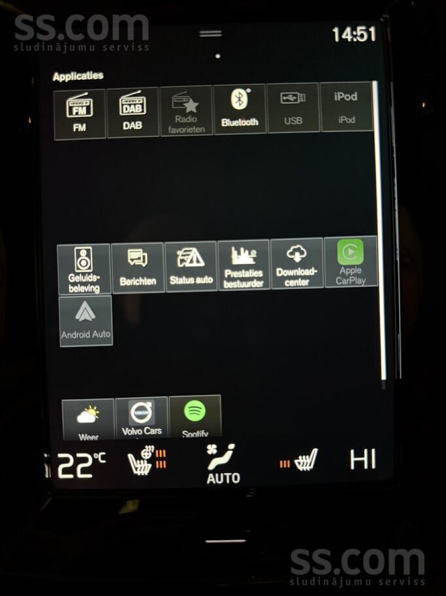 Белый Вольво XC40 2021 в Рига, объемом двигателя 1.50 л и пробегом 103 тыс. км за 27900 €, фото 35 на AUTOMOTO.COM.LV
