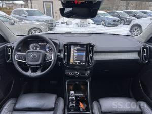 Balts Volvo XC40 2021 Rīga, ar dzinēja tilpumu 2.00 L un nobraukumu 105 tūkst. km par 23550 €, foto 13 vietnē AUTOMOTO.COM.LV