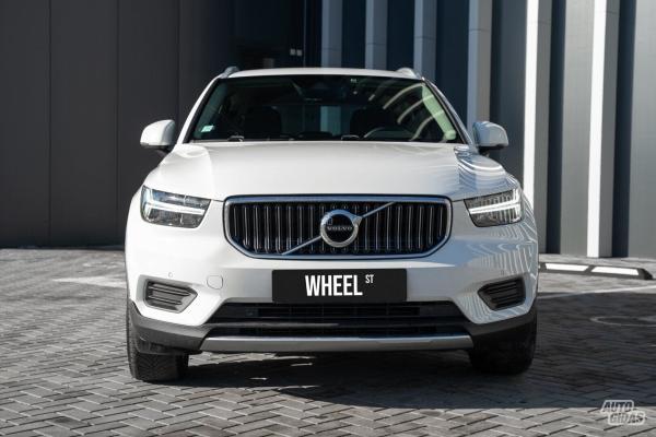 White Volvo XC40 2021 in Vilnius, with an engine capacity of 1.50 L and mileage of 116 thousand km for 22000 €, photo 8 on AUTOMOTO.COM.LV