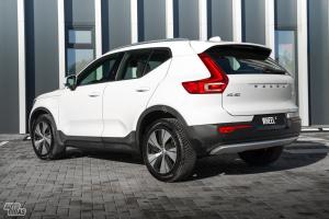 Balts Volvo XC40 2021 Viļņa, ar dzinēja tilpumu 1.50 L un nobraukumu 164 tūkst. km par 19500 €, foto 3 vietnē AUTOMOTO.COM.LV