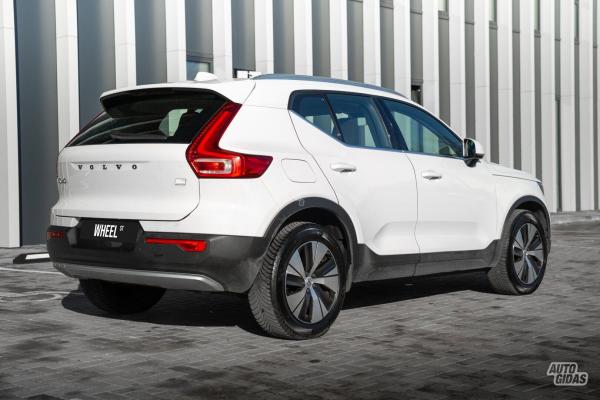 Balts Volvo XC40 2021 Viļņa, ar dzinēja tilpumu 1.50 L un nobraukumu 164 tūkst. km par 19500 €, foto 5 vietnē AUTOMOTO.COM.LV