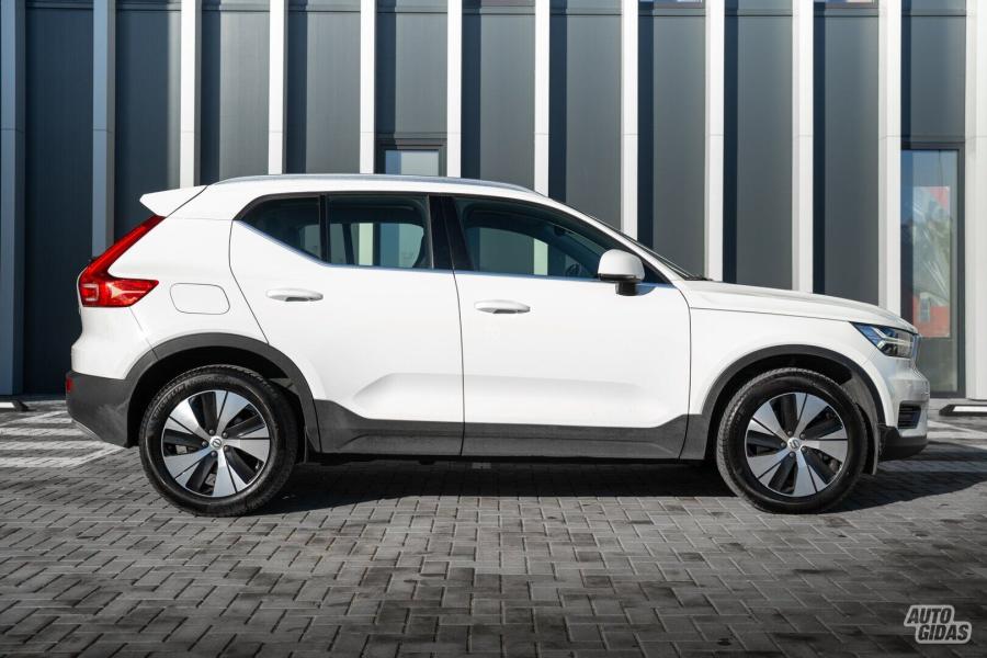 Balts Volvo XC40 2021 Viļņa, ar dzinēja tilpumu 1.50 L un nobraukumu 164 tūkst. km par 19500 €, foto 6 vietnē AUTOMOTO.COM.LV
