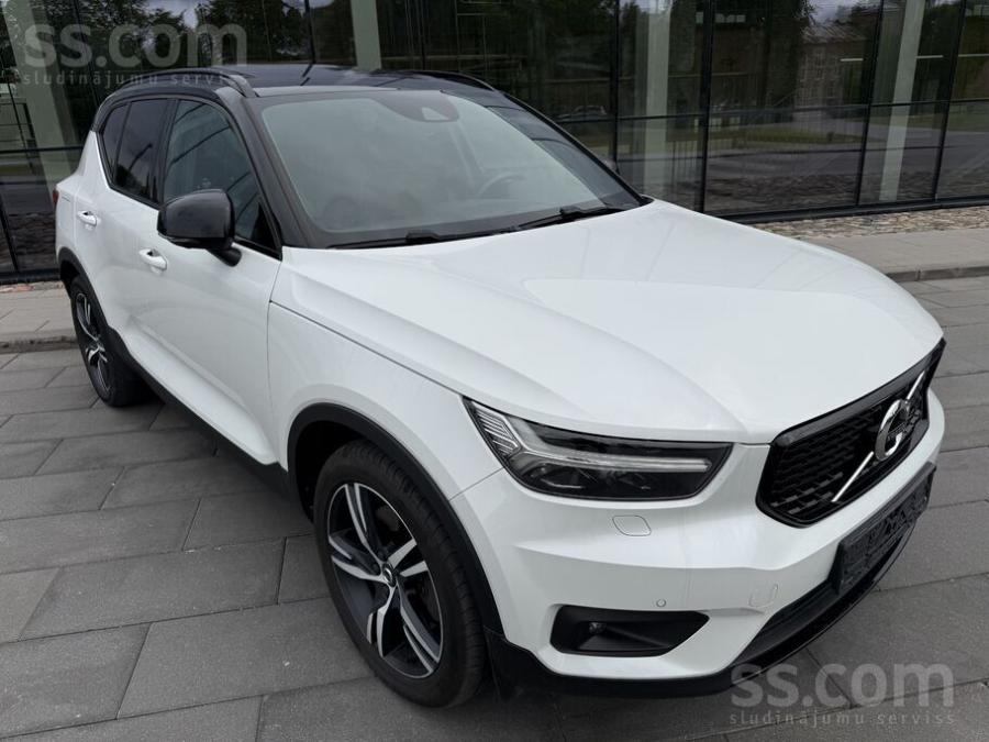 Белый Вольво XC40 2021 в Рига, объемом двигателя 1.50 л и пробегом 103 тыс. км за 25900 €, фото 6 на AUTOMOTO.COM.LV