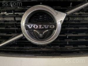 Белый Вольво XC40 2021 в Рига, объемом двигателя 1.50 л и пробегом 103 тыс. км за 25900 €, фото 7 на AUTOMOTO.COM.LV